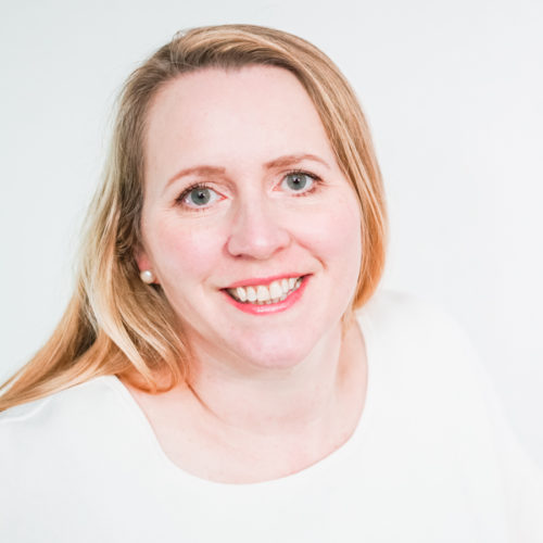 How to Perfectly Flood Cookies with Royal Icing – Smooth Every Time