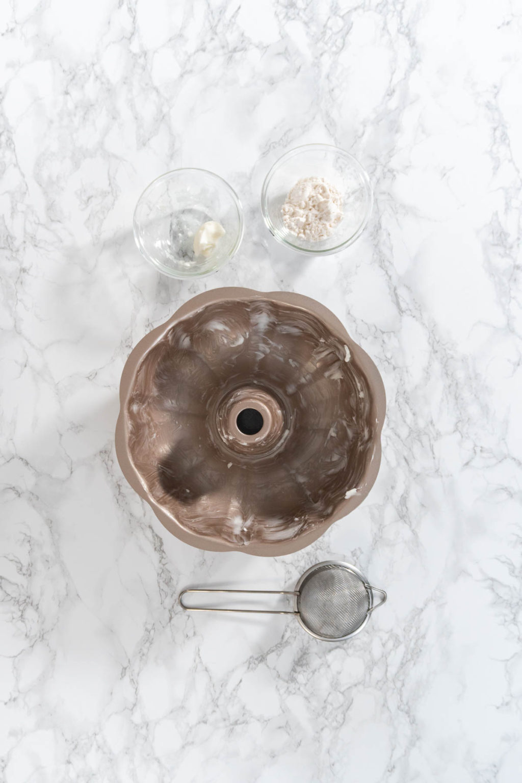 How to Grease a Pan - Arina Photography