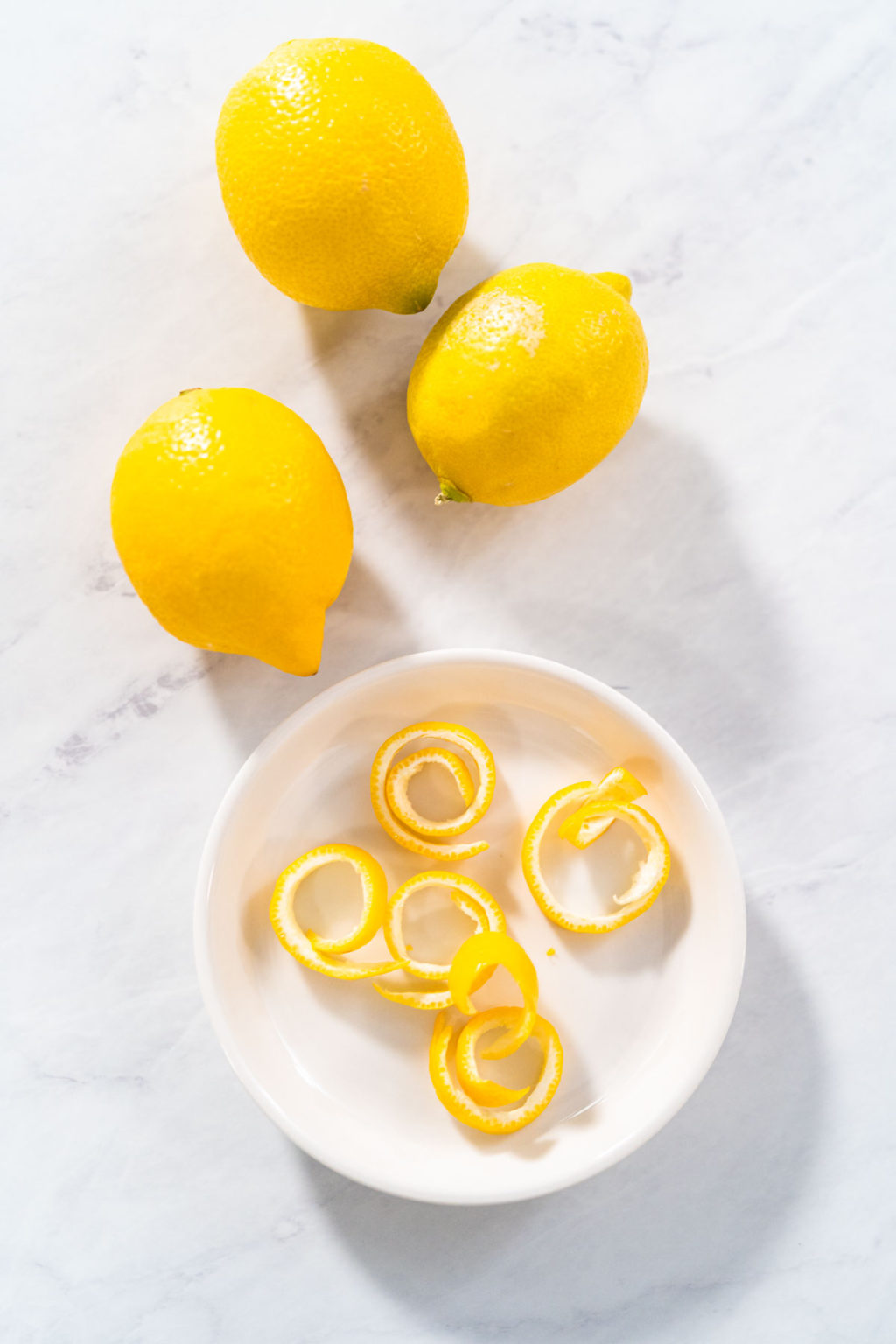How to Make a Lemon Twist for Cocktails and Garnishes