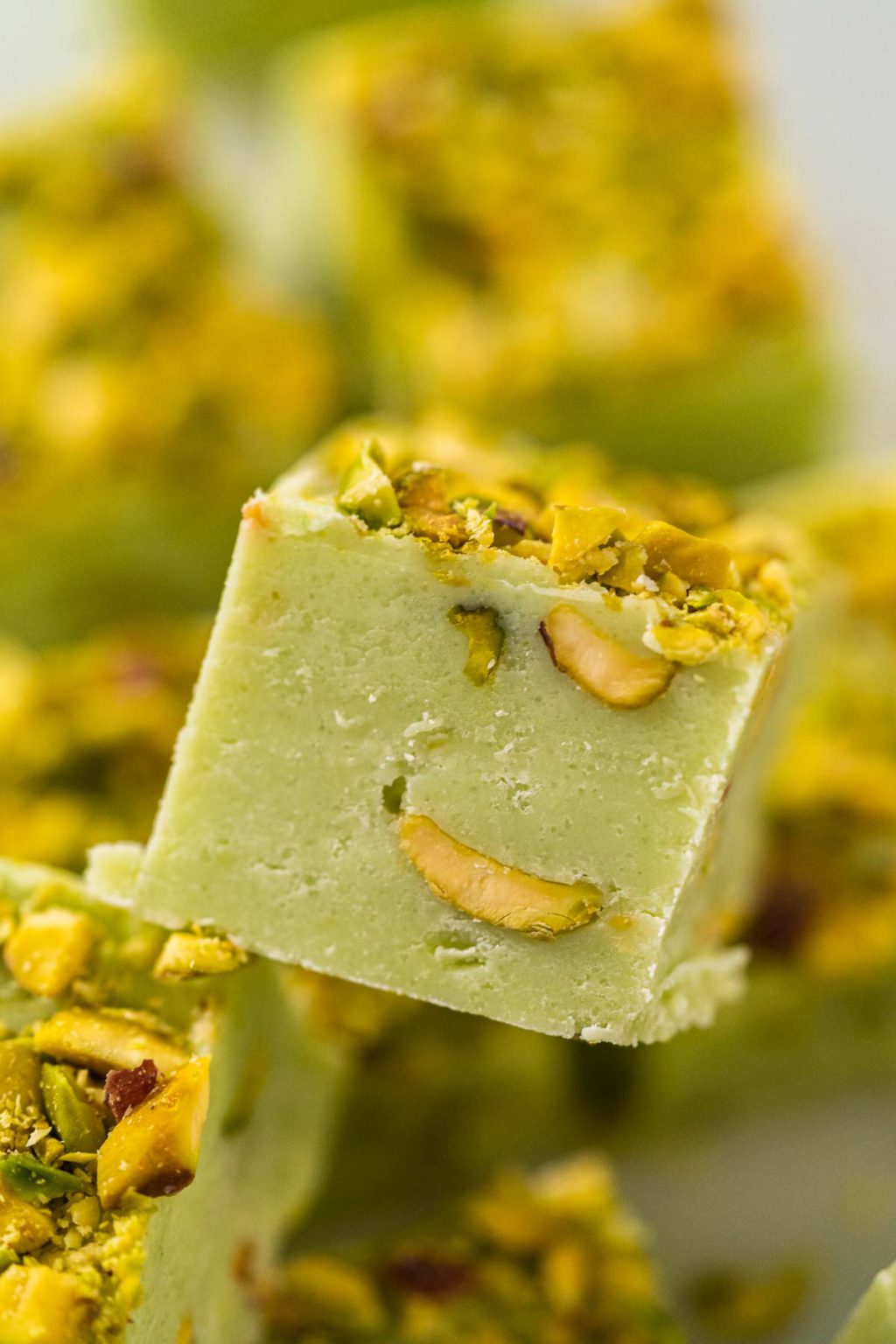 How to Perfectly Cut Fudge Without a Template (Clean Squares by Hand)