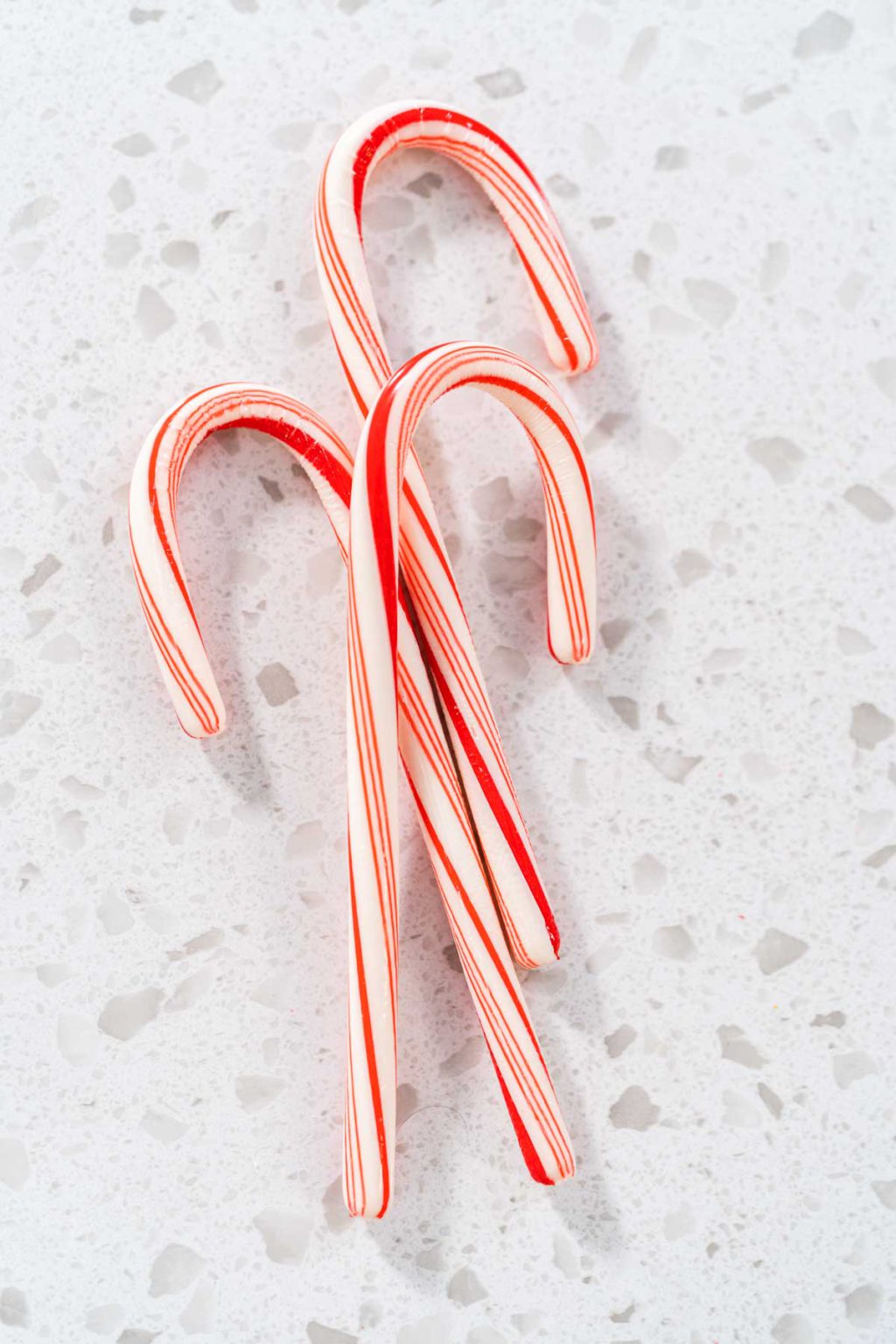 How to Unwrap a Candy Cane Without Breaking It (Simple Step-by-Step Guide)