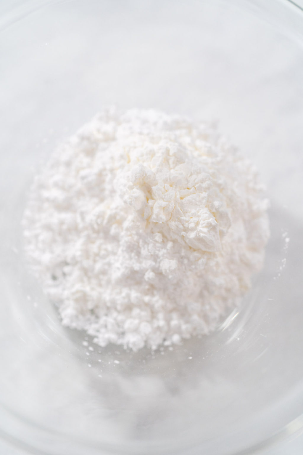 Powdered Sugar Dusting for Bundt Cakes – Simple and Elegant