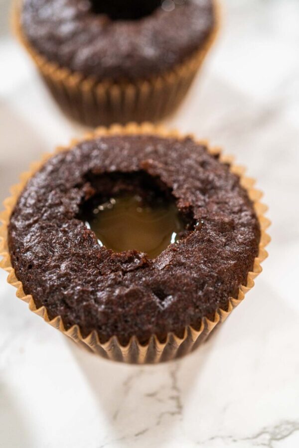 How to Make Fancy Chocolate Cupcakes Using Boxed Mix